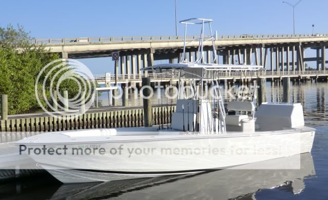 Custom Engine Shroud for 25 Sea Vee, Contender, Whitewater, Rampone ...